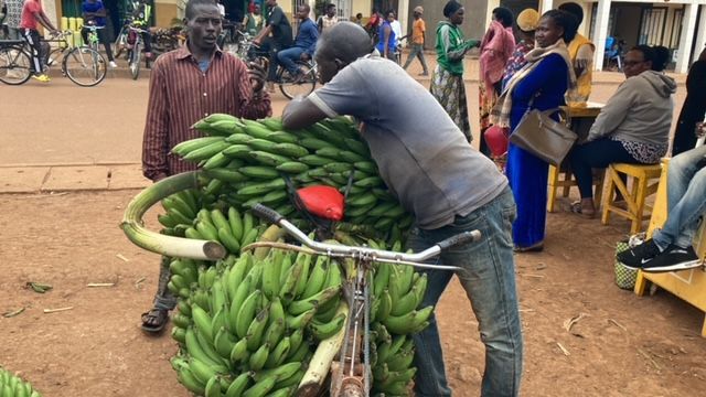 Imvo n’Imvano ku izamuka rikabije ry’ibiciro by’ibiribwa mu Rwanda ...