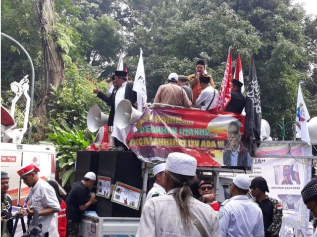 Buni Yani dihukum penjara 1,5 tahun tapi masih bebas - BBC News Indonesia