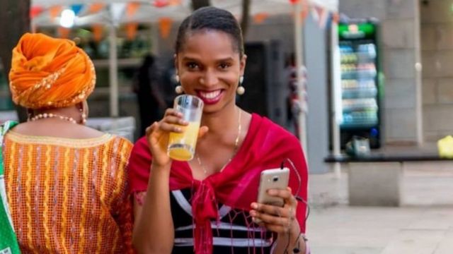 Intersex: Ihe ndị nwere ọtụ na amụ na-agabiga - BBC News Ìgbò