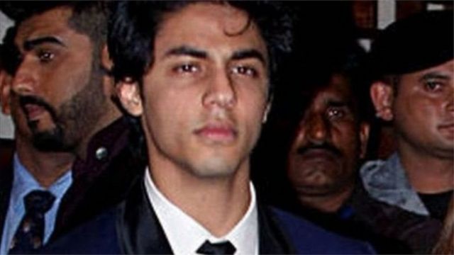 Aryan Khan: Nin Muslim ah oo is qarinayay miyaa xiray wiilka Shah Rukh ...