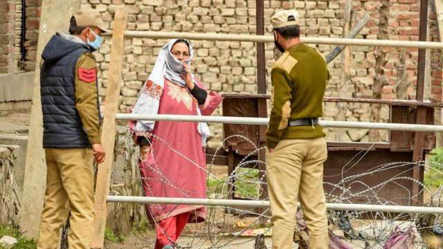 इमरान ख़ान ने कश्मीर और फ़लस्तीनियों के मुद्दे को एक जैसा क्यों कहा ...