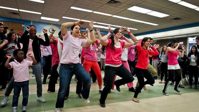 Mengapa ada anak yang tega 'membully' anak lain dengan kejam? - BBC News Indonesia