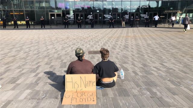 George Floyd protestoları: New York'ta 'Adalet yoksa huzur da yok ...