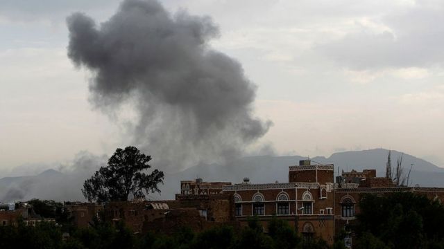 هل يتخذ الحوثيون وضعا هجوميا ضد السعودية والإمارات؟ Bbc News عربي