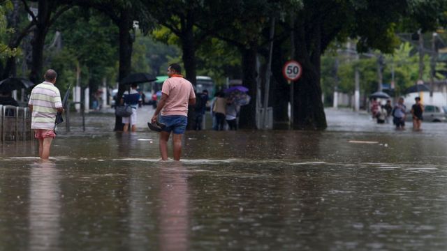 Por que a cidade de São Paulo não consegue evitar as enchentes ...