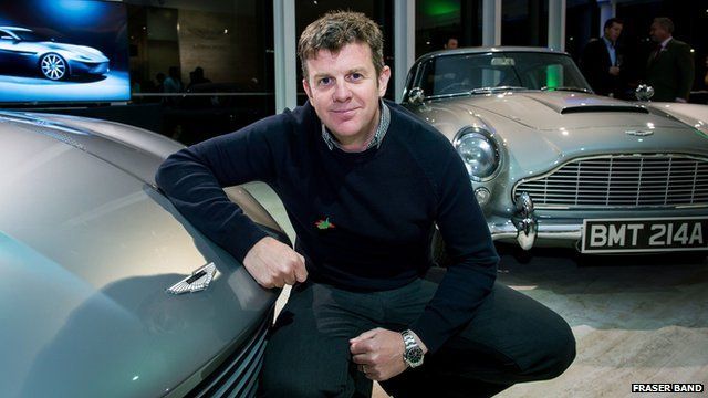 007 driver Mark Higgins' 'cool' Spectre chase in Rome - BBC News