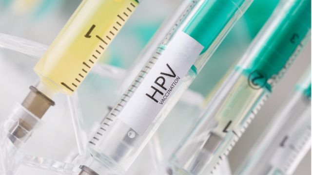 Por que vacinar meninos e meninas contra o HPV? - BBC News Brasil