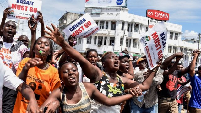 Upinzani waahirisha maandamano dhidi ya tume ya uchaguzi Kenya - BBC News Swahili