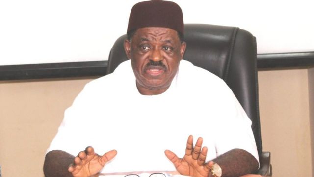 Nigerian Senate: Ụlọomeiwu abụzị ebe 'ezumiike nka' ndị gọvanọ? - BBC ...