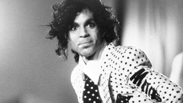 12 cosas sorprendentes que aprendimos sobre el genial músico Prince a ...