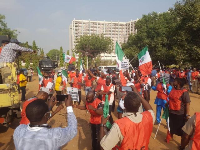 NLC strike 2021: Nigeria Labour Congress [NLC] 'minimum wage protest ...