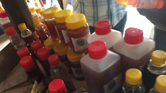 Si kila asali ni tamu, je asali chungu hupatikana vipi? - BBC News Swahili