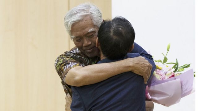 Korban peristiwa 1965 terima anugerah HAM di Korsel - BBC News Indonesia