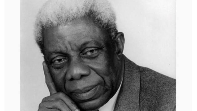 Pius Okigbo: Ihe gbara ọkpụrụkpụ maka ndụ odogwu Igbo a - BBC News Ìgbò