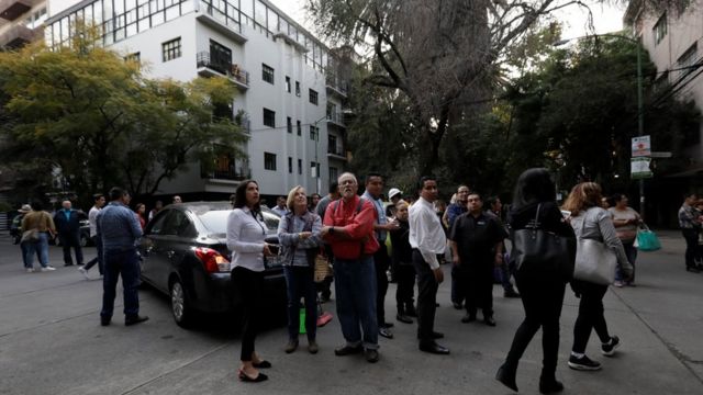 В Мексике произошло землетрясение магнитудой 7,2 - BBC News Русская служба