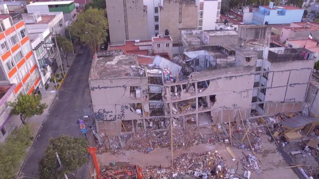 Cómo es la gigantesca labor de evaluar miles de edificios dañados por ...
