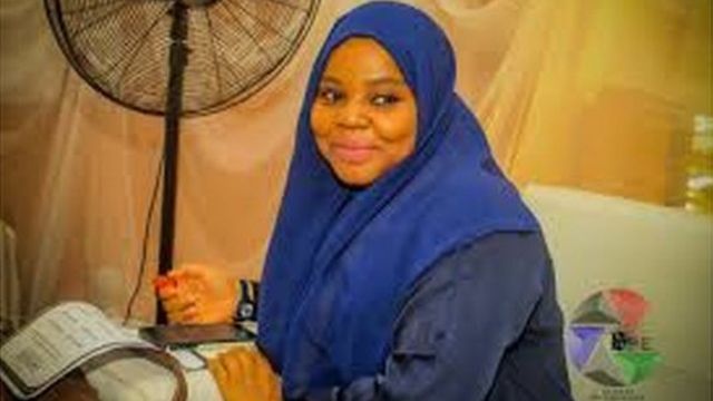 Kabirat Kafidipe Araparegangan sọ ìdí tí 'kò fi lè pe àwọn akẹgbẹ́ rẹ̀ ...