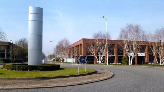 Wokingham park and ride's return on hold over funding shortfall - BBC News