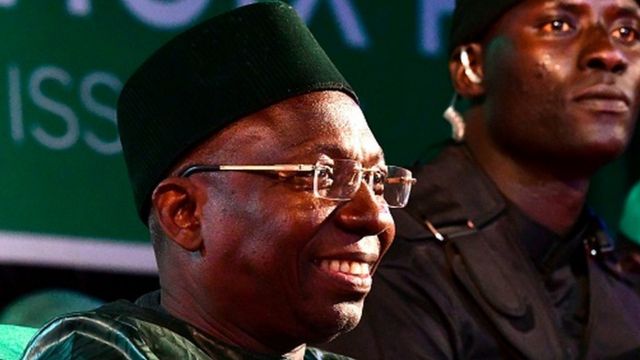 El Hadji Issa Sall, l'universitaire à la conquête de la présidence au ...