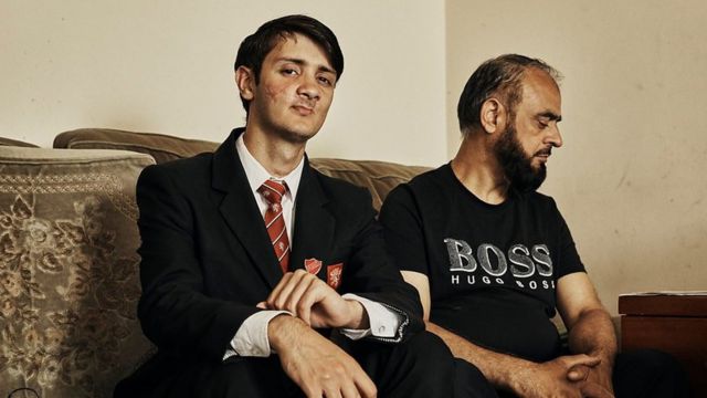 Waleed Khan : "Me dispararon seis veces en la cara y sobreviví" - BBC ...