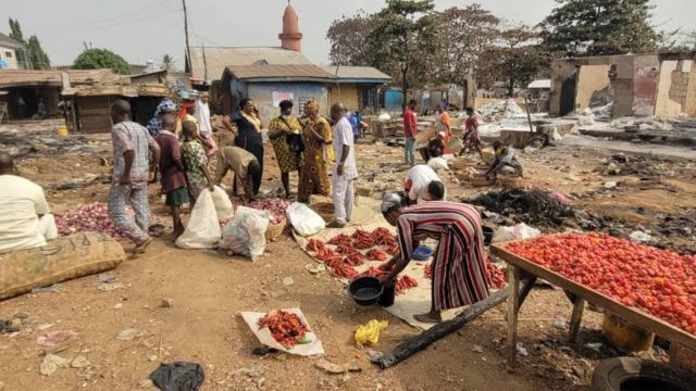 Sasa Market Ibadan: "Ọja Ṣaṣa ti ṣi ṣugbọn..." - BBC News Yorùbá