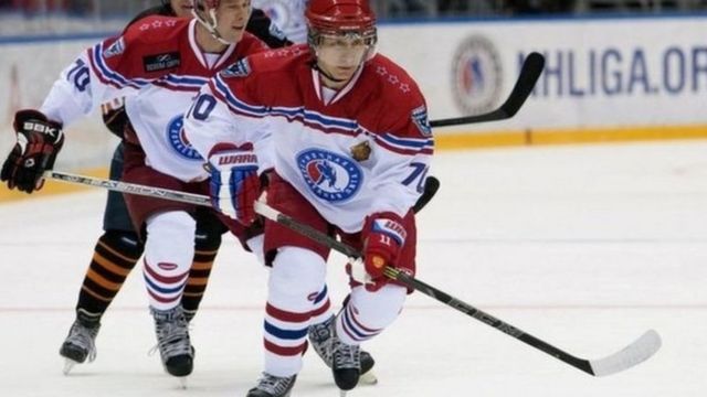 Vladimir Putin: Wax ka ogow cuntada, jimicsiga iyo jiifka madaxweyne ...