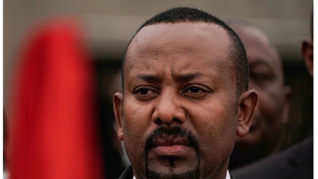 የጠቅላይ ሚኒስትር ዐቢይ የአራት ዓመት ጉዞ በወፍ በረር ሲቃኝ - BBC News አማርኛ