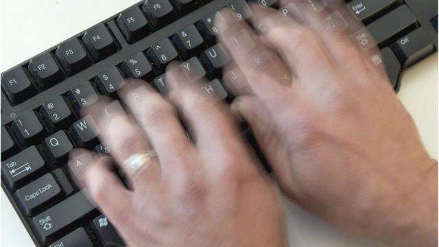 Mengapa kita menggunakan qwerty pada keyboard komputer? - BBC News ...