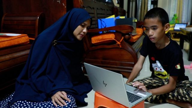 Anak penyandang disabilitas dengan hobi membuat robot, "suka dan ...