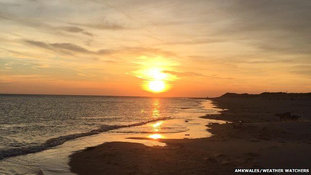 Gallery: First sunsets of British Summer Time - BBC Weather