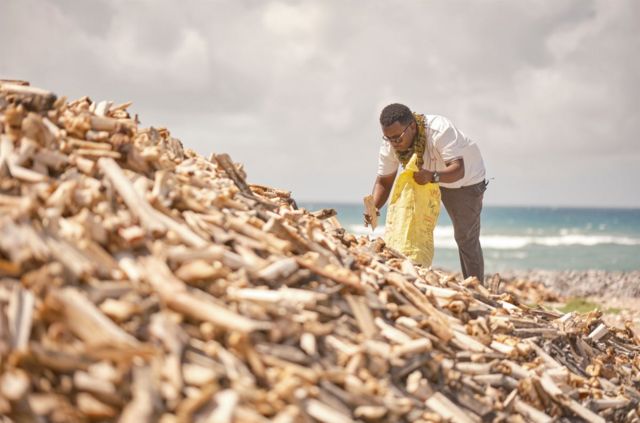 La kulan Cabdikariim: Wiilka reer xamarka ah ee lafaha geela ka ...