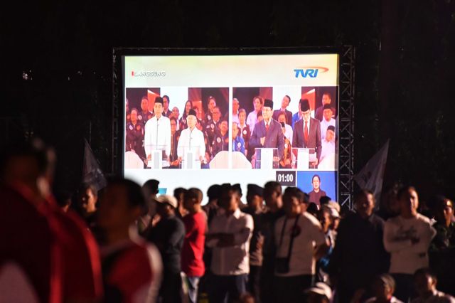 Debat Pilpres: 'datar' sampai saling tuding penegakkan hukum dan ...