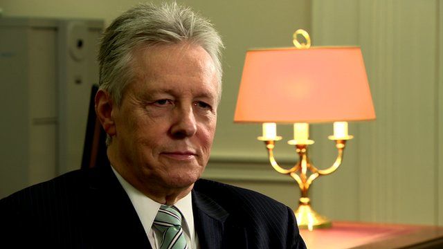 Peter Robinson: Northern Ireland first minister says the time is right ...
