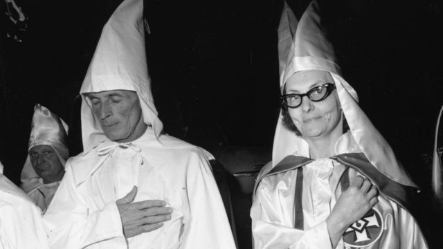 El papel clave que han tenido las mujeres en los movimientos de extrema ...