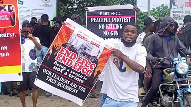 Oyo Youths Protest: EFCC fèsì lórí ìwọ́de àwọn ọ̀dọ́ lórí bí àjọ náà ṣe ...