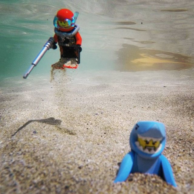 Lego turizam: Figurice „osvojile" Mesec i pravile krofne - BBC News na ...
