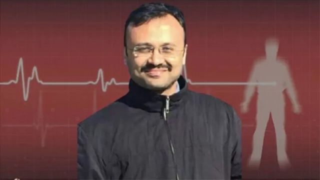 Dhaqtarkii wadnaha ee wadne xanuunka ugu dhintay musqusha agteeda - BBC ...