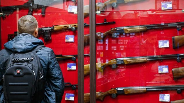 Разрешение на оружие в России станет сложнее получить. Что изменится ...