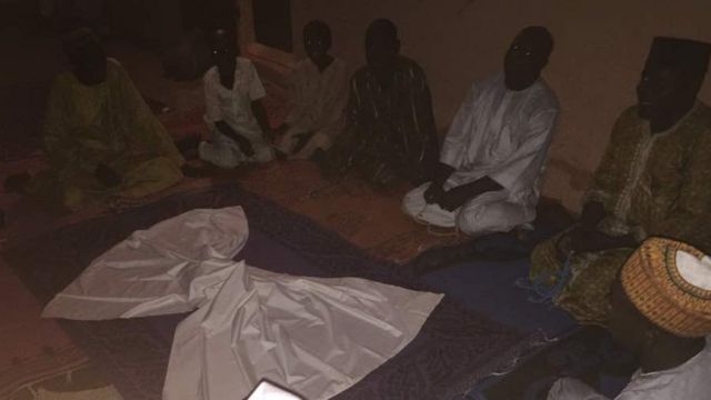 Kun san su wane ne 'yan Hakika? - BBC News Hausa