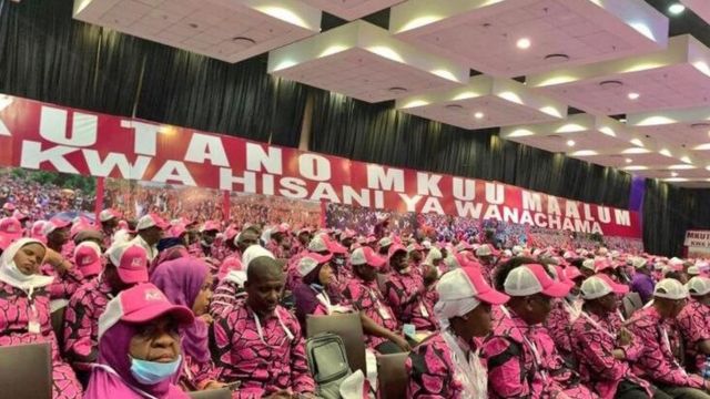 Juma Duni Haji: Safari yake ya kisiasa ndani na nje ya gereza - BBC ...