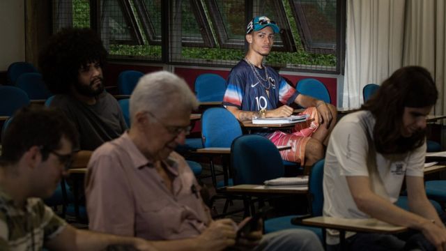 'As pessoas não acham que alguém como eu possa ser inteligente': a vida ...