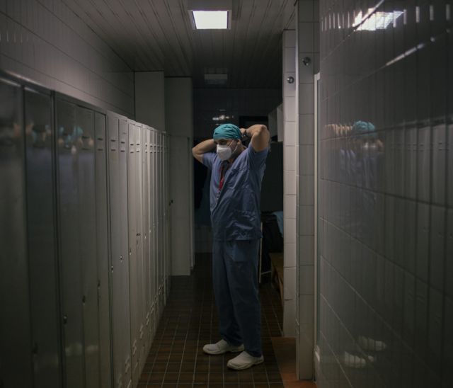 Korona virus, bolnice i operacije: Ko su hirurzi koji operišu kovid ...
