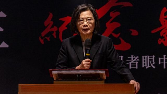 A presidente de Taiwan que desafia China com estratégia 'cautelosa mas firme' - BBC News Brasil