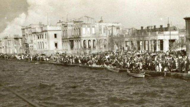 La destrucción de Esmirna: cómo los turcos acabaron con la presencia ...