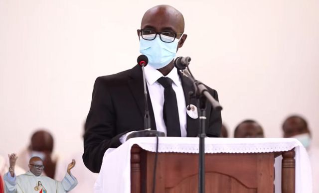 Rwanda: Uwarwaje Padiri Ubald Rugirangoga yasabye ko yazagirwa ...