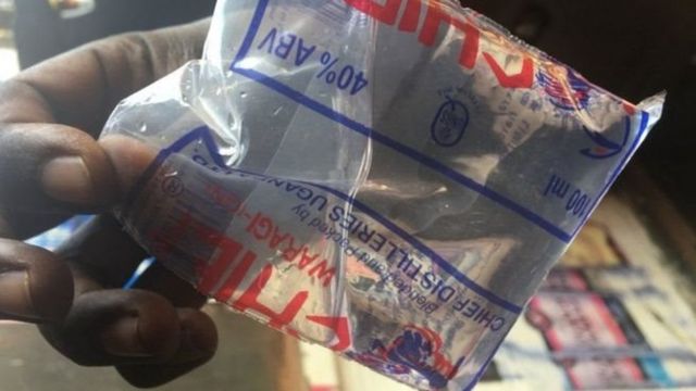 Mwanajeshi nchini Uganda auawa kisa 'kiroba' cha pombe - BBC News Swahili