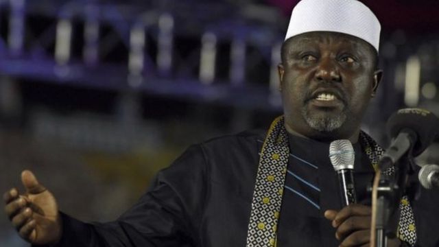 Otu Rochas Okorocha asaala Toe Ekechi maka ọkụ gbara ụlọọrụ APC - BBC ...