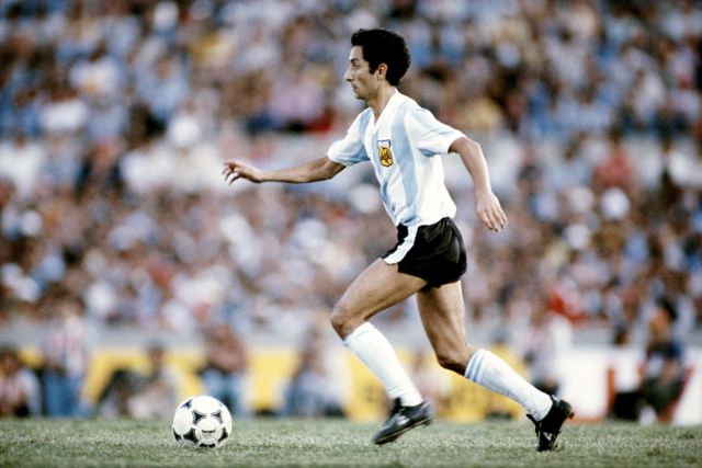 Osvaldo Ardiles: “Veo muy difícil que Argentina esté entre los cuatro ...