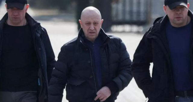 Prigozhin Ma wuxuu ahaa "meyd socda" - BBC News Somali