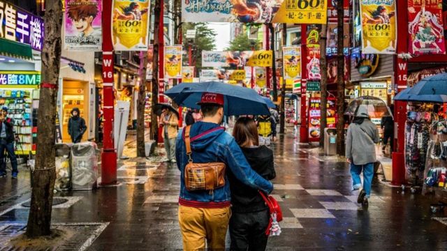 대만: 세상에서 가장 죄송스러운 섬? 사과를 멈추지 않는 나라 - BBC News 코리아